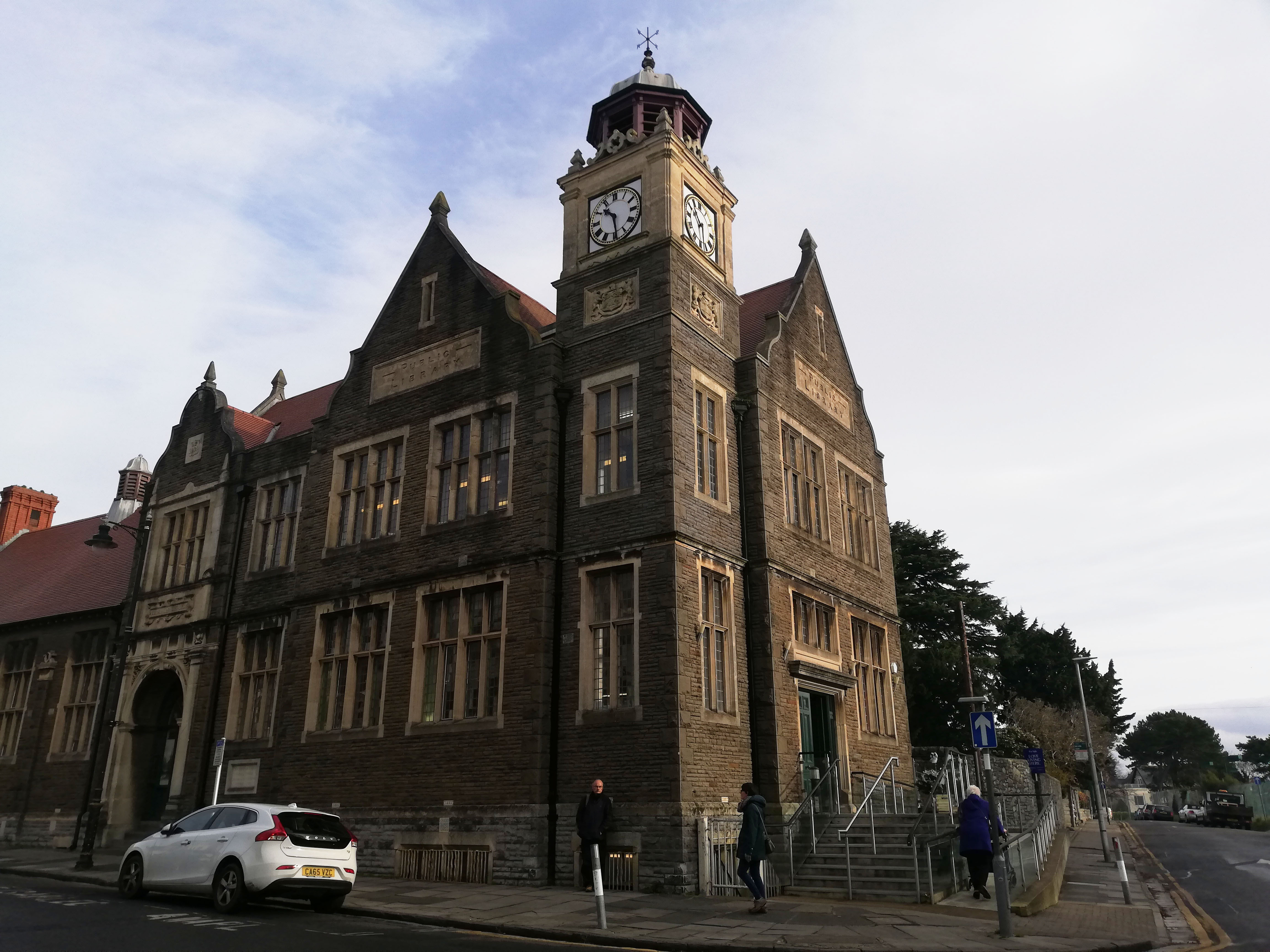 library - The Cardiffian