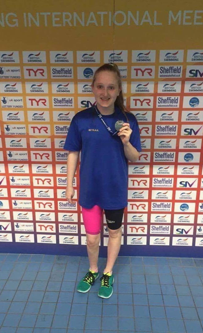 Cardiff swimming prodigy makes her final splash - The Cardiffian